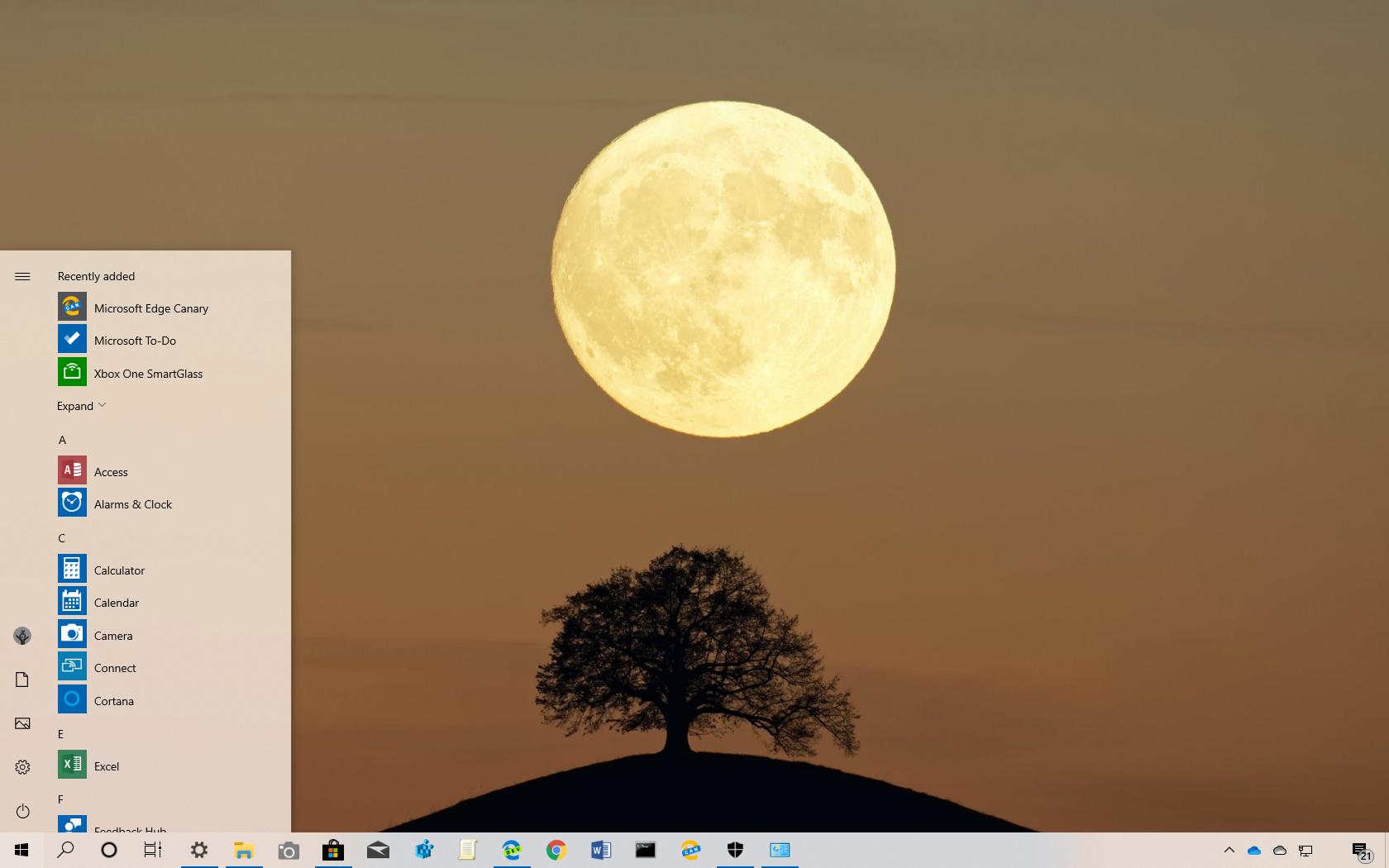 Near Side Of The Moon theme for Windows 10 (download) - Pureinfotech